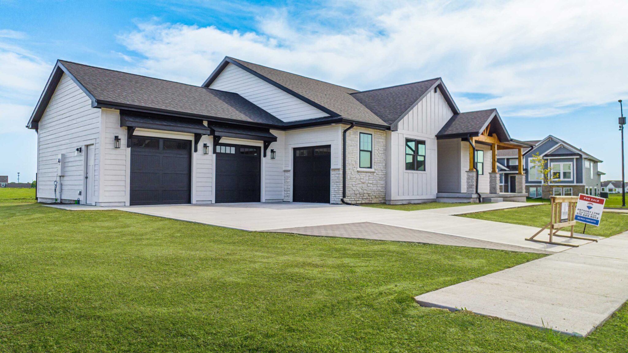 Spec Home Vs Custom Home - Different Types Of Homes | Embarq Signature ...